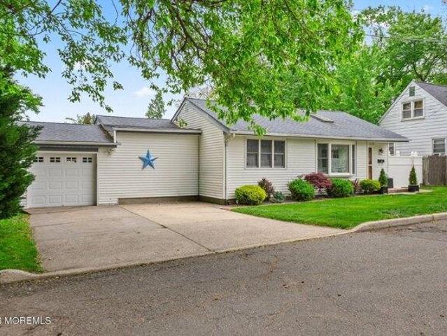 3 bedroom, Hazlet NJ 07730 102728227