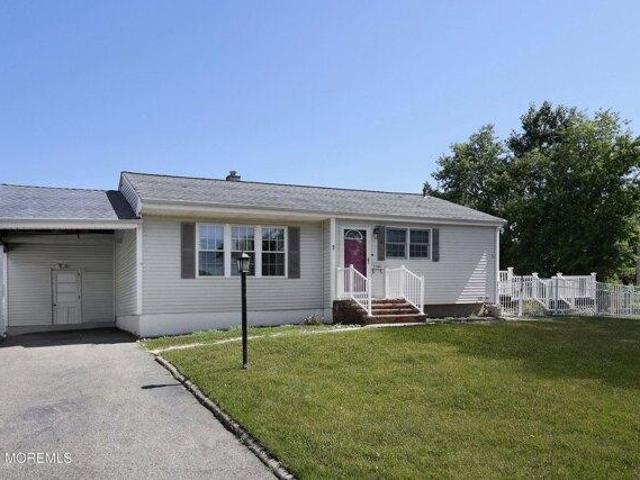 3 bedroom, Hazlet NJ 07730 104605878