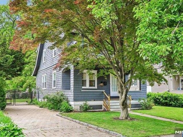 3 bedroom, Hackensack NJ 07601 103622127