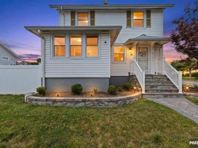 3 bedroom, Hackensack NJ 07601 104567874