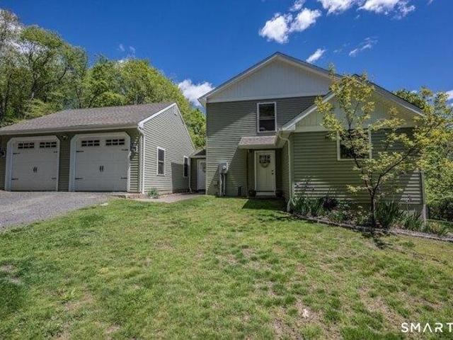 3 bedroom, Haddam CT 06441 103185205