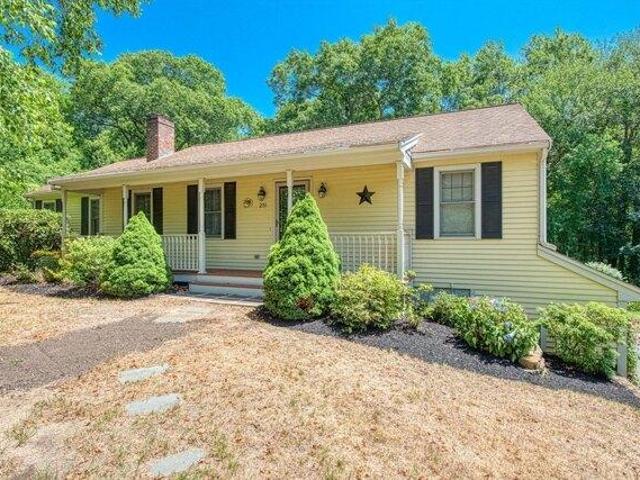 3 bedroom, Halifax MA 02338 104114062