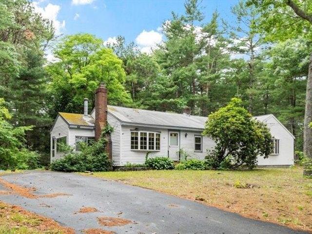 3 bedroom, Halifax MA 02338 104151908