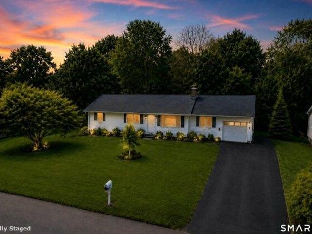 3 bedroom, Hamden CT 06514 103435631
