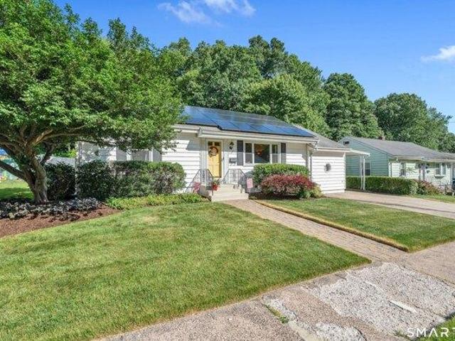 3 bedroom, Hamden CT 06514 103437399