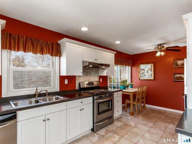 3 bedroom, Hamden CT 06514 103438403