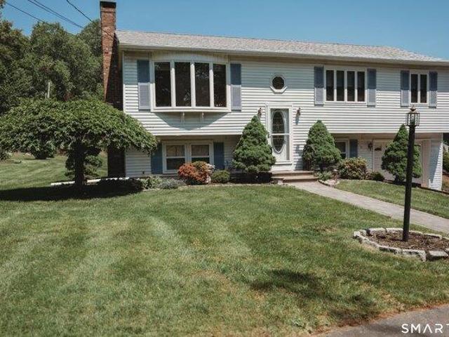 3 bedroom, Hamden CT 06514 104849988