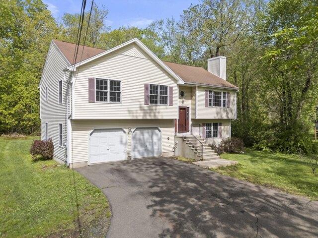3 bedroom, Hamden CT 06514 90478063