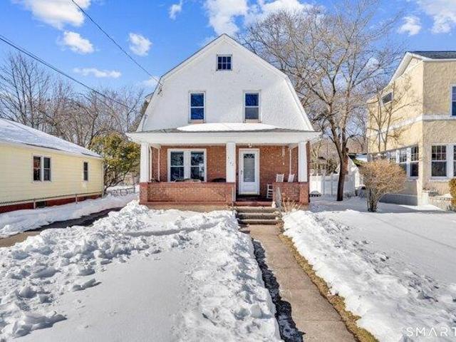 3 bedroom, Hamden CT 06518 LS102218814