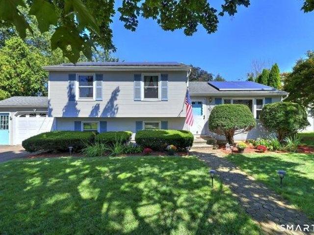 3 bedroom, Hamden CT 06518 104299866