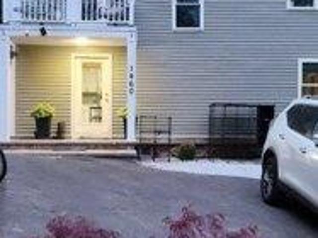 3 bedroom, Hamden CT 06518 104853135
