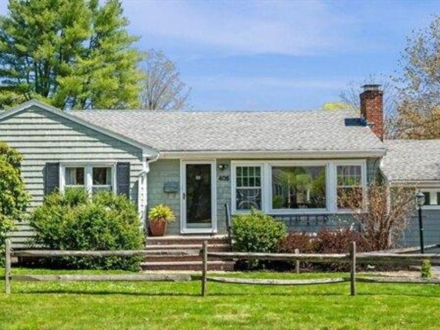 3 bedroom, Hamilton MA 01982 LS102282492