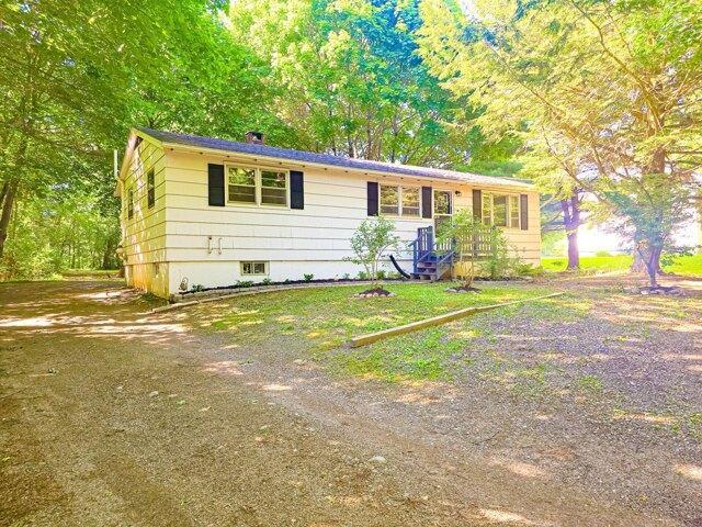 3 bedroom, Hampden ME 04444 103249043