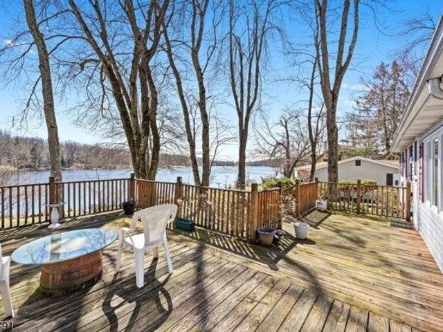 3 bedroom, Hampton NJ 07860 102566191
