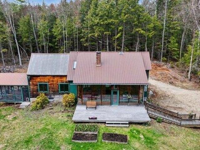 3 bedroom, Hancock NH 03449 LS103098796