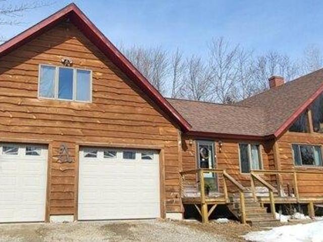 3 bedroom, Hanover ME 04237 102479317