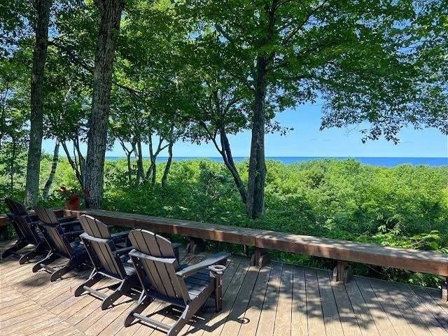 3 bedroom, Harbor Springs MI 49740 95779505