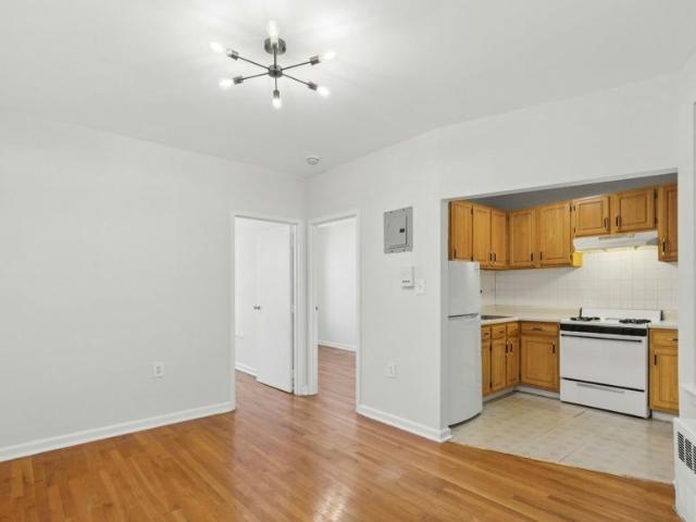 3 bedroom, Harlem NY LS89595850