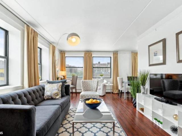 3 bedroom, Harlem NY 102245276