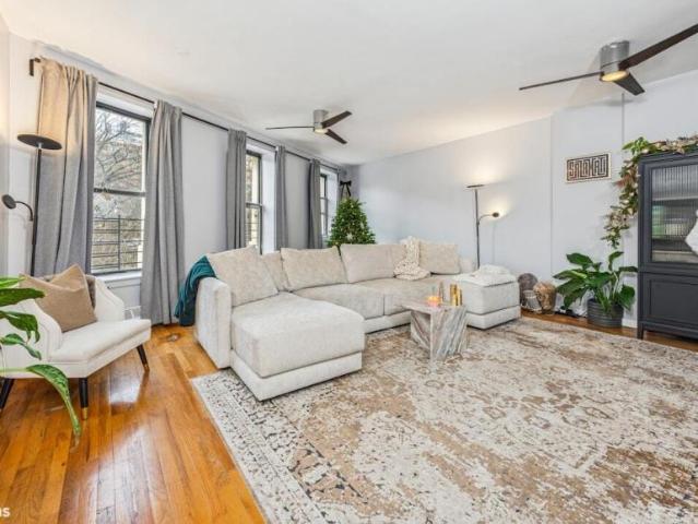 3 bedroom, Harlem NY 98818325