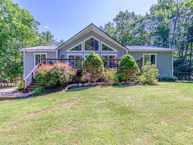 3 bedroom, Harrison ME 04040 105094337