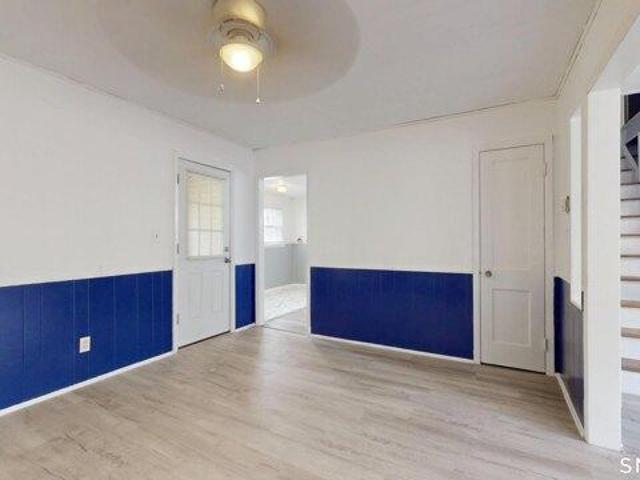 3 bedroom, Hartford CT 06106 104761092