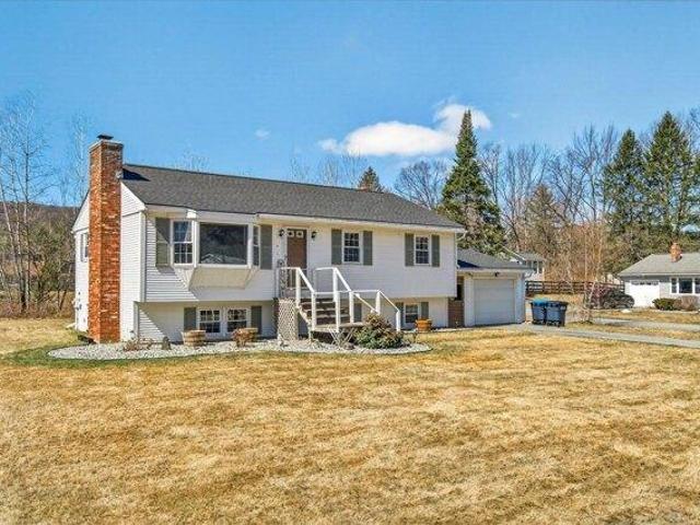 3 bedroom, Hartford VT 05001 LS101573141