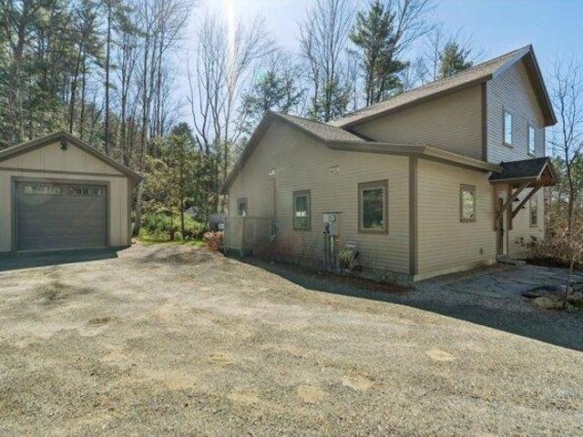 3 bedroom, Hartford VT 05059 105172492