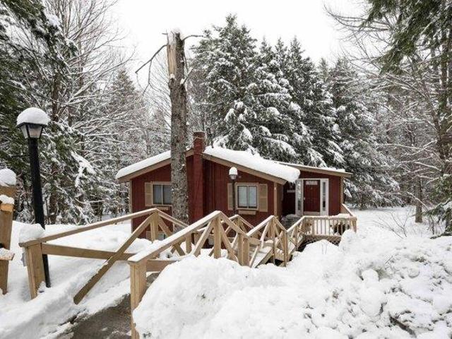 3 bedroom, Hartford VT 05059 LS102761390