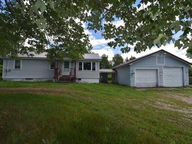 3 bedroom, Hartland ME 04943 104236437