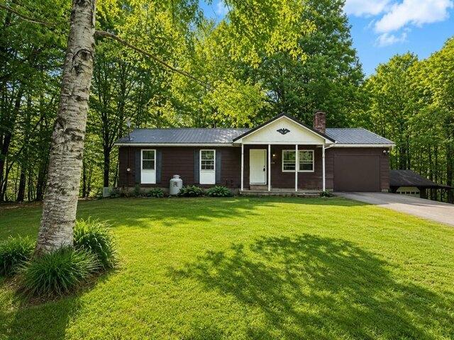 3 bedroom, Hartland ME 04943 104265076