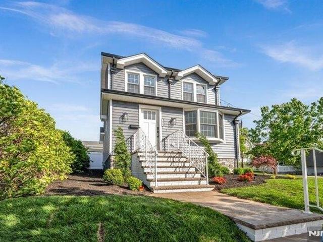 3 bedroom, Hasbrouck Heights NJ 07604 LS102475433