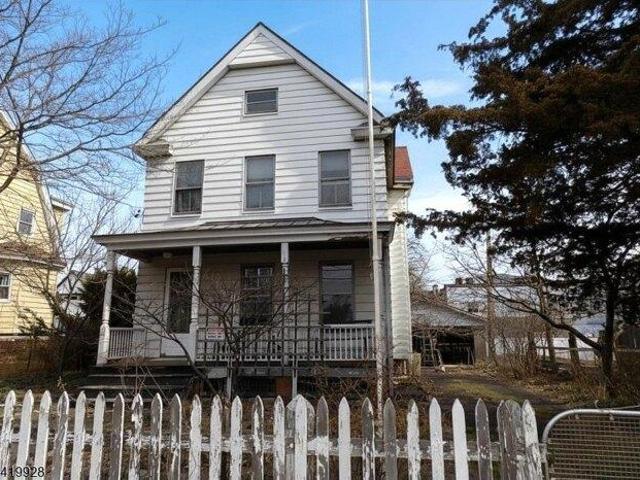3 bedroom, Hasbrouck Heights NJ 07604 LS102214808
