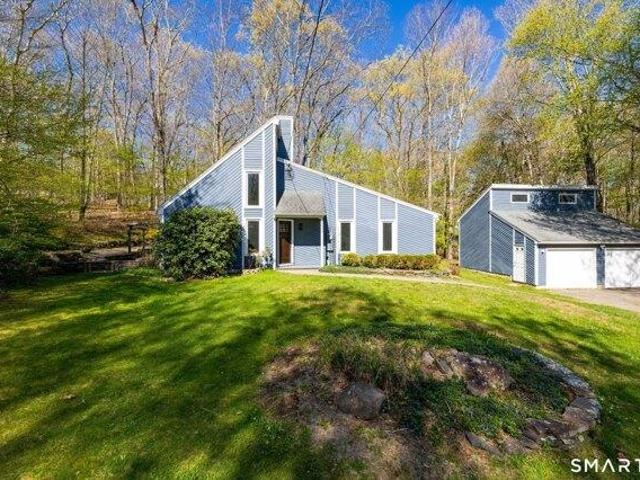 3 bedroom, Hebron CT 06231 LS102726332