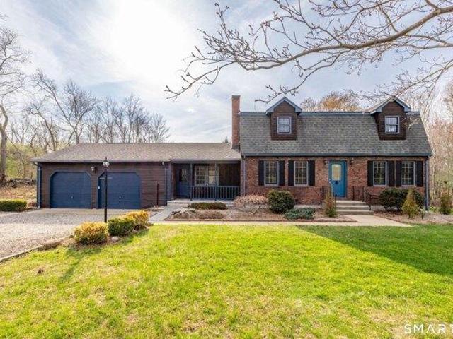 3 bedroom, Hebron CT 06231 102724002
