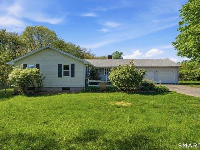 3 bedroom, Hebron CT 06248 LS102559930