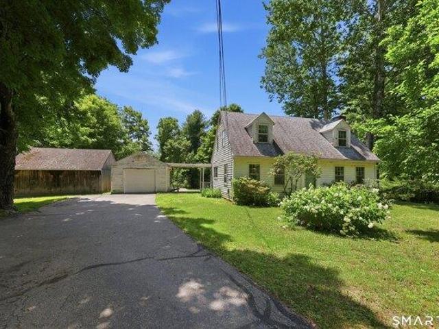 3 bedroom, Hebron CT 06248 104539659