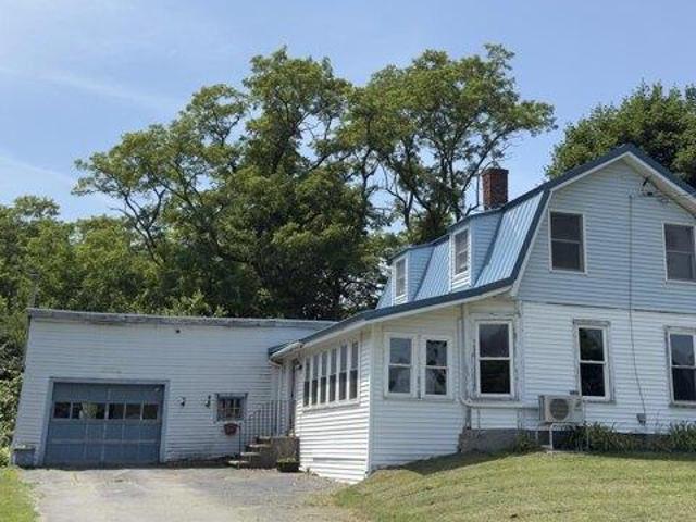 3 bedroom, Hermon ME 04401 104331210