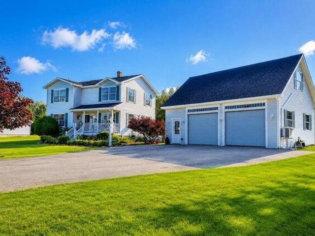3 bedroom, Hermon ME 04401 105140958