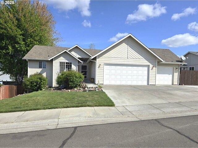 3 bedroom, Hermiston OR 97838 LS90813375