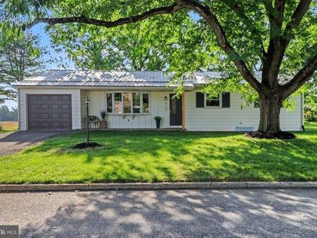 3 bedroom, Hershey PA 17033 104902632