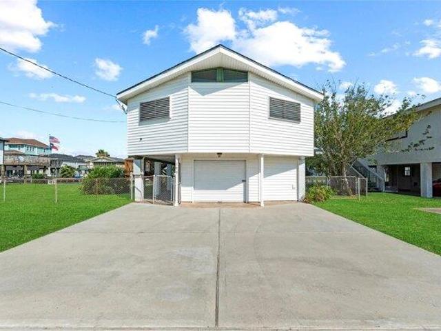 3 bedroom, Hitchcock TX 77563 LS94438672