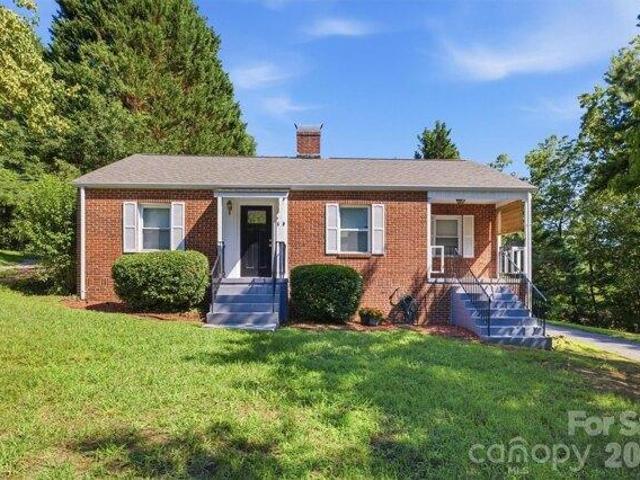 3 bedroom, Hickory NC 28601 104902178