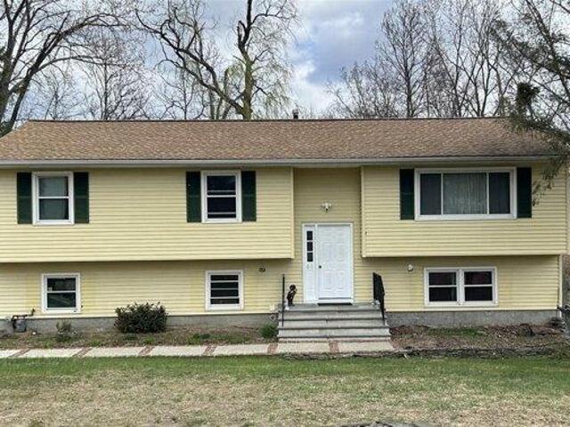 3 bedroom, Highland Mills NY 10930 LS101801047