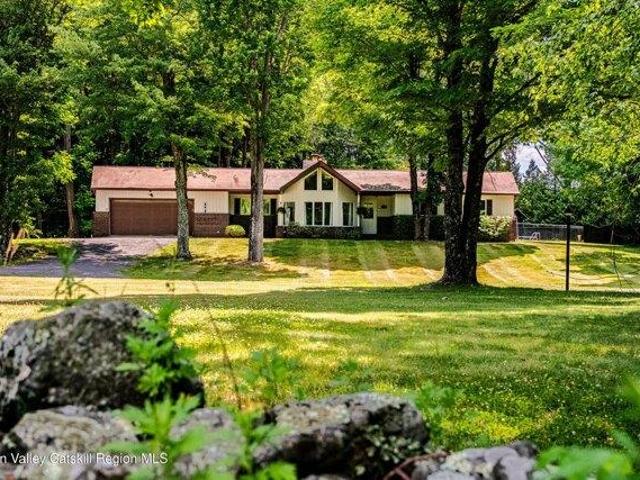3 bedroom, Highland NY 12528 104909516