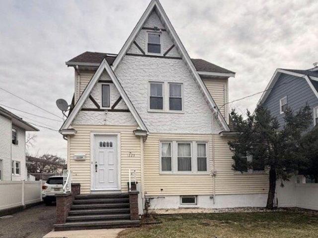 3 bedroom, Hillside NJ 07205 LS101604978