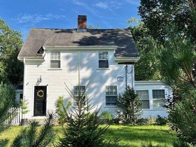 3 bedroom, Hingham MA 02043 102762357