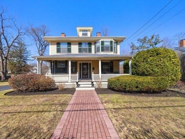 3 bedroom, Hingham MA 02043 103125581