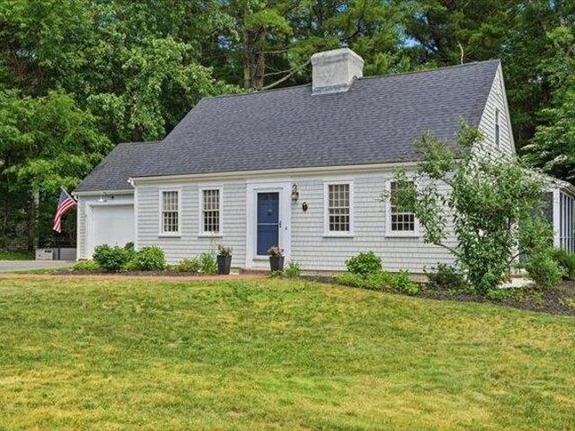 3 bedroom, Hingham MA 02043 104904628