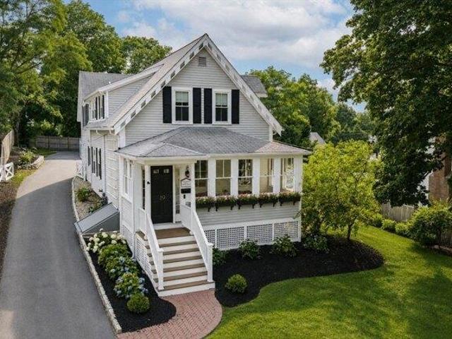3 bedroom, Hingham MA 02043 104330088